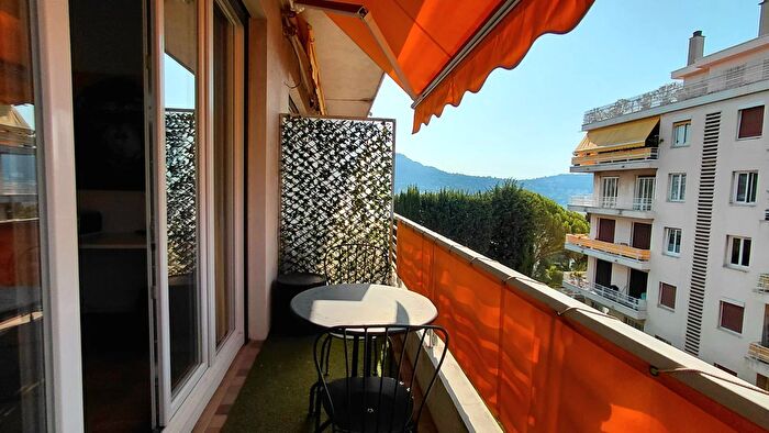 Appartement 2 pièces à louer - Nice, Cimiez