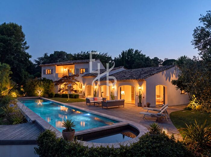 Valbonne, Bourerelle, Saint-Hélène, Font Martine - Maison 7 pièces à vendre