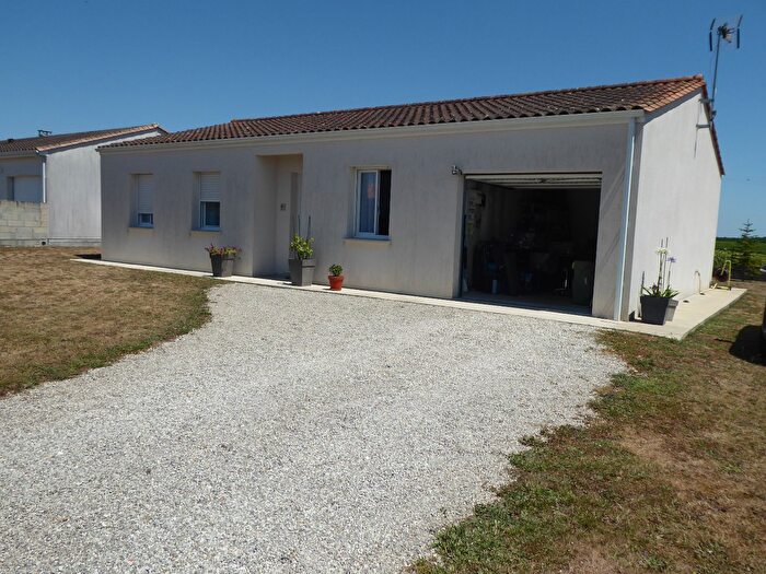 Maison 4 pièces à Foussignac, à louer