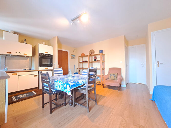 Appartement à vendre - Saint-Jean-de-Luz, Centre-ville - 3 pièces - 2 chambres