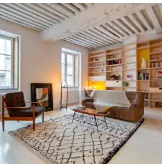 Lyon 1er, Haut, Coeur des Pentes : Appartement 3 pièces à louer