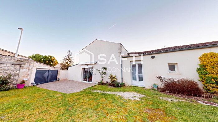 Maison 14 pièces à vendre - Les Églises-d'Argenteuil
