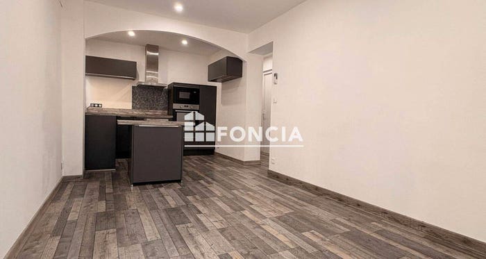 Amélie-les-Bains-Palalda - Appartement 3 pièces à louer