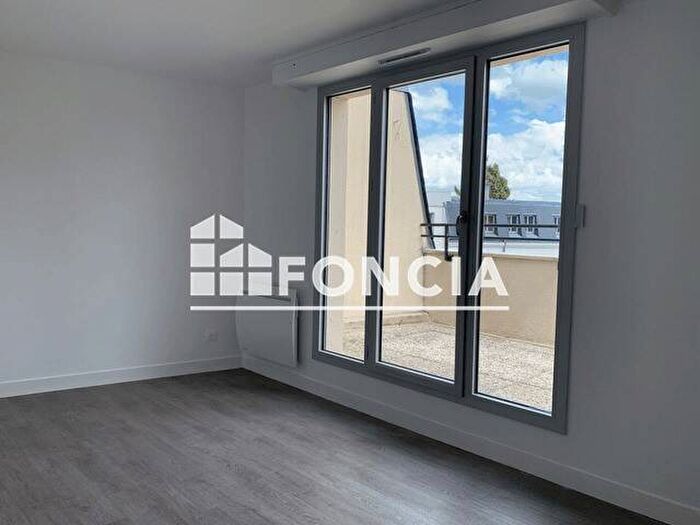 Appartement à louer - Haute Ville-Basse Ville, Chartres - 3 pièces - 2 chambres