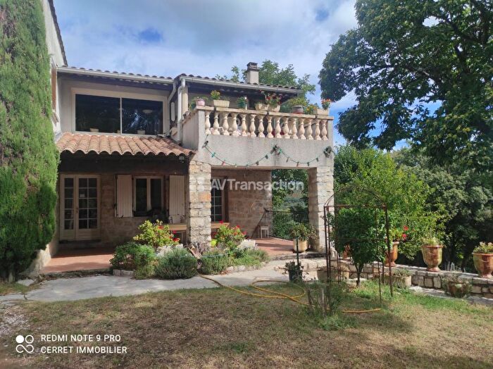 Maison à vendre - Valliguières - 7 pièces - 5 chambres