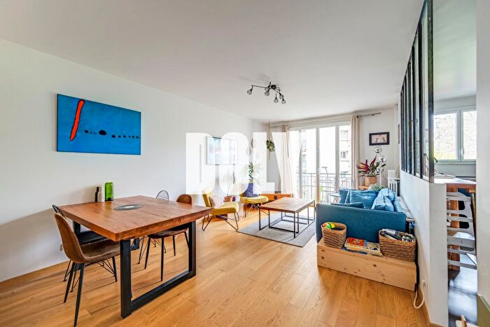 Appartement 4 pièces à Paris 20ème, Gambetta, à vendre