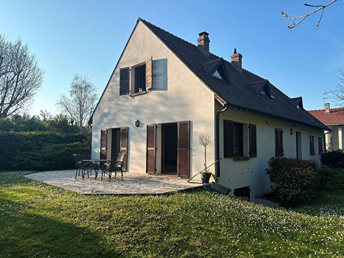 Maison 7 pièces à louer à Plaine des Courlis, Croissy-sur-Seine