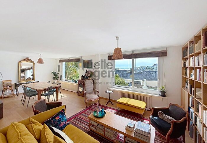 Plouhinec : Maison 8 pièces à vendre