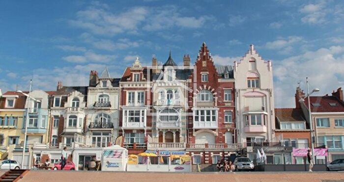 Maison à vendre - Dunkerque - 10 pièces - 5 chambres