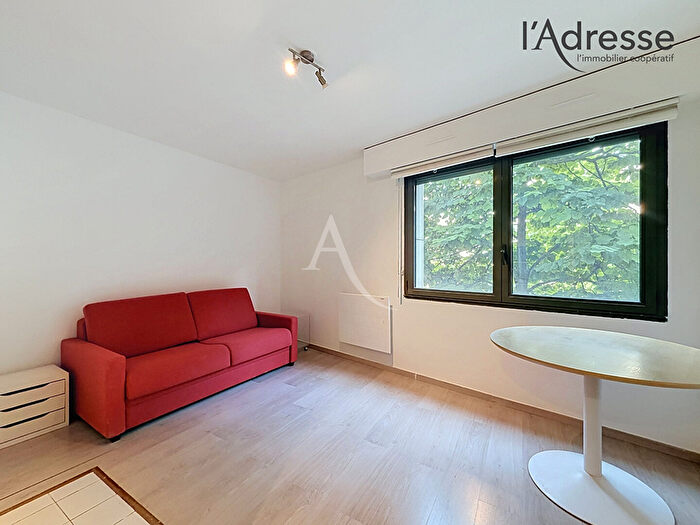 Appartement 1 pièce à louer à Puteaux, République