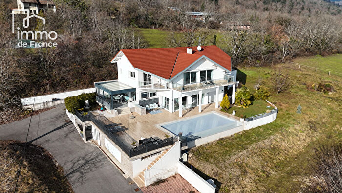 Maison à vendre - Échenevex - 8 pièces - 5 chambres