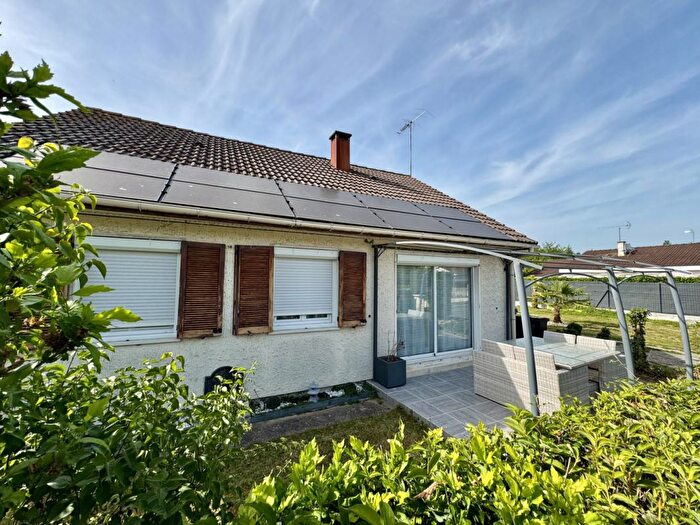 Le Châtelet-en-Brie - Maison 4 pièces à vendre