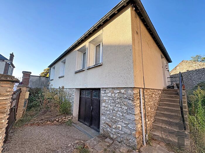Sainville : Maison 3 pièces à vendre