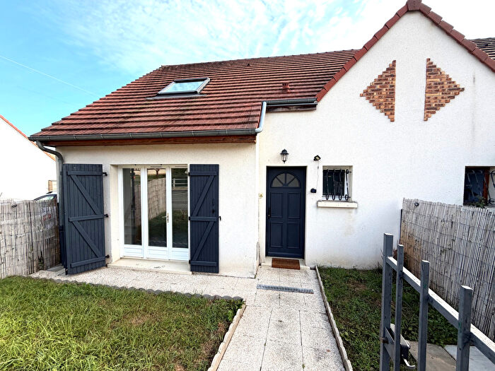 Maison 4 pièces à Saint-Marcel, à louer