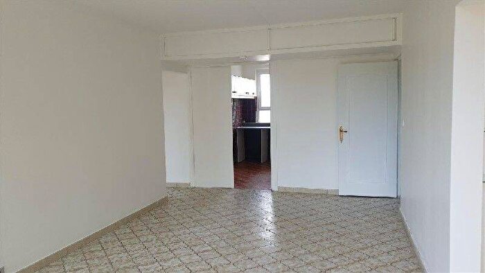 Clichy-sous-Bois : Appartement 4 pièces à louer