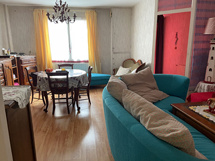 Cognac, Saint-Jacques : Maison 5 pièces à vendre