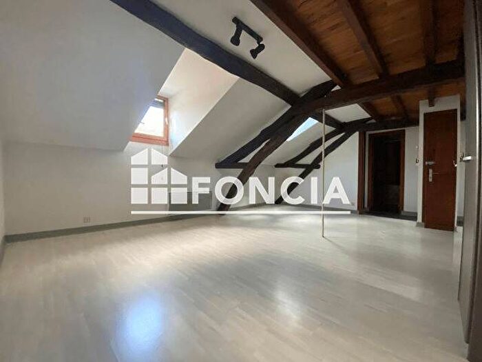 Appartement à louer - Georges Pompidou, Périgueux - 1 pièce