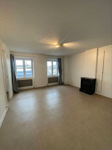 Centre ville, Bordeaux : Appartement 3 pièces à louer