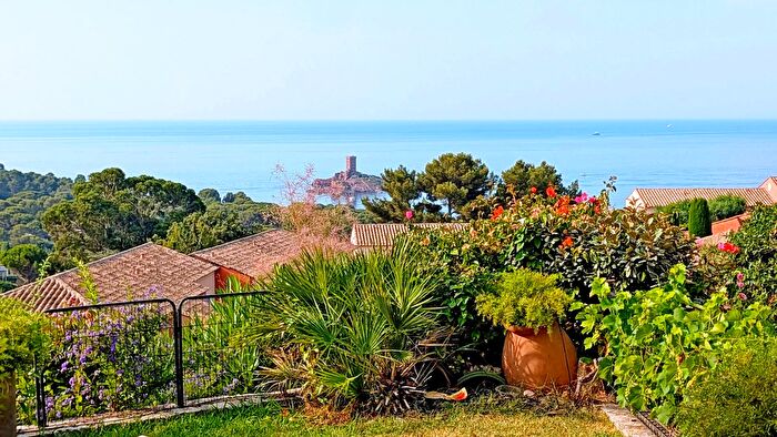Saint-Raphaël, Dramont : Maison 3 pièces à vendre