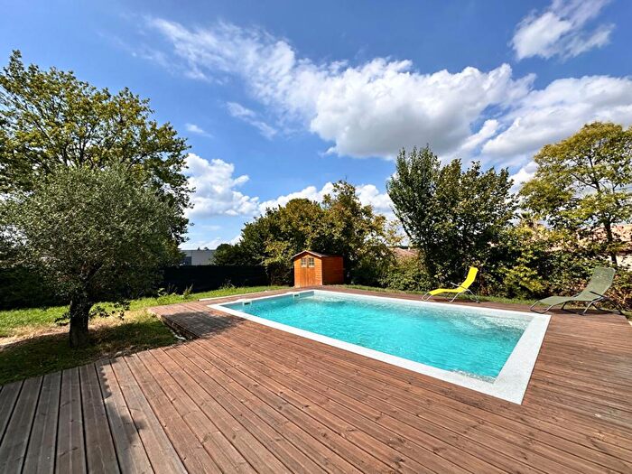 Maison 6 pièces à Brax, à vendre