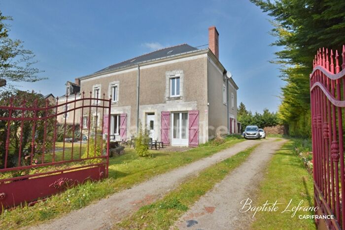 Maison à vendre - Échemiré - 7 pièces - 4 chambres