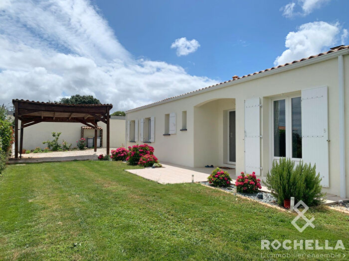 Maison 8 pièces à vendre à Thairé