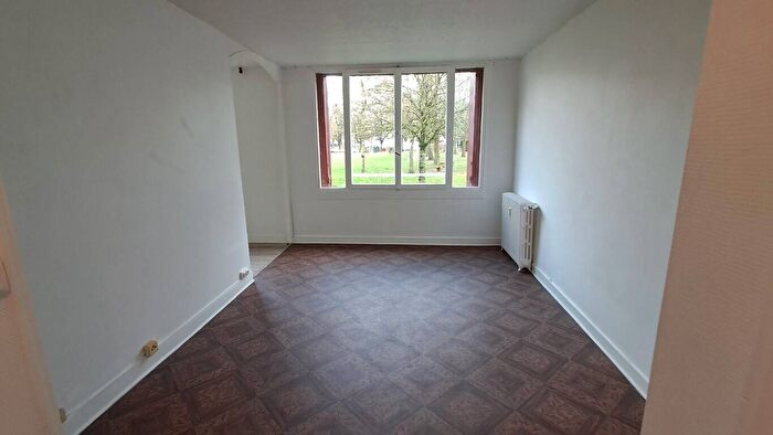 Appartement à louer - Rive Gauche-Rouher, Creil - 4 pièces - 2 chambres