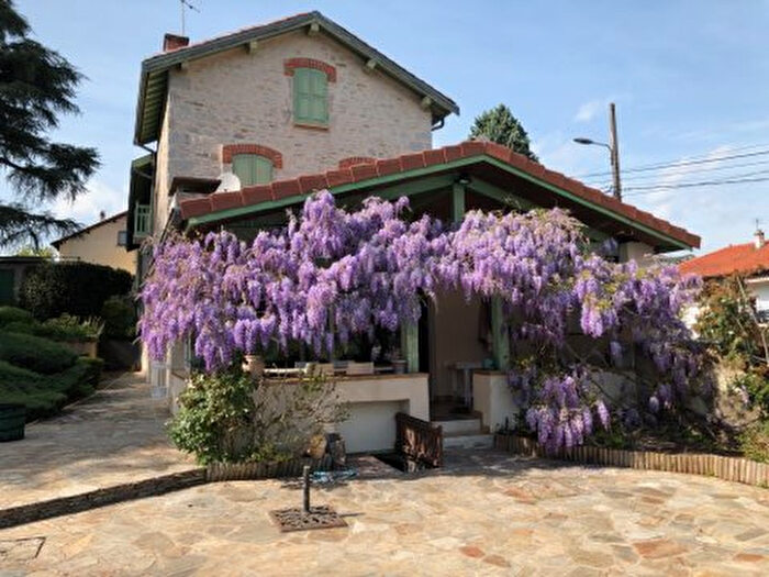 Saint-Martin-la-Plaine - Maison 10 pièces à vendre
