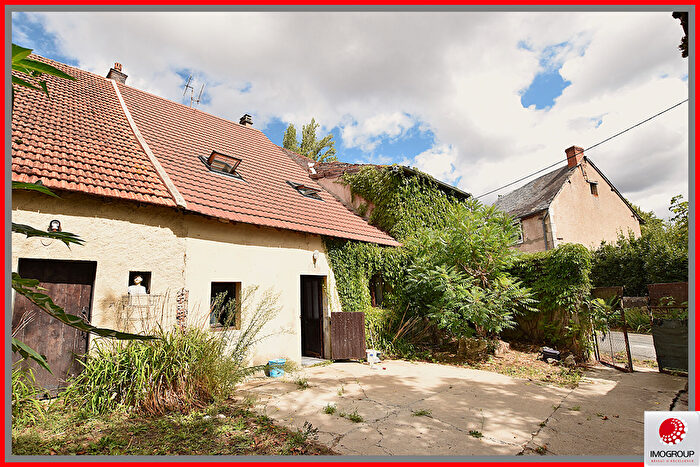 Saint-Gérand-le-Puy : Maison 9 pièces à vendre