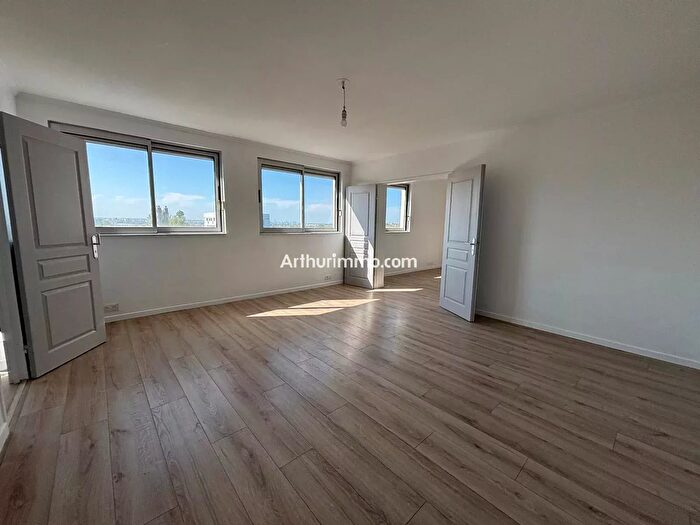 Appartement à vendre - Sucy-en-Brie, Rond dOr - 3 pièces - 2 chambres