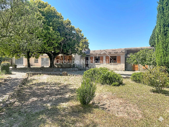 Maison 6 pièces à vendre - Sainte-Cécile-les-Vignes