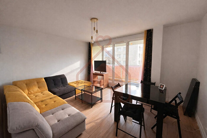 Appartement à louer - Villejuif, Epi dOr, Lozaits, Lilas - 4 pièces - 3 chambres