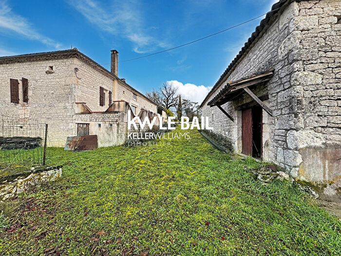 Maison à vendre - Montaigu-de-Quercy - 6 pièces - 4 chambres