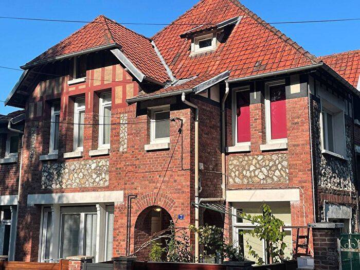 Maison à louer - Gallieni-Saint Andre, Mont-Saint-Aignan - 5 pièces - 3 chambres