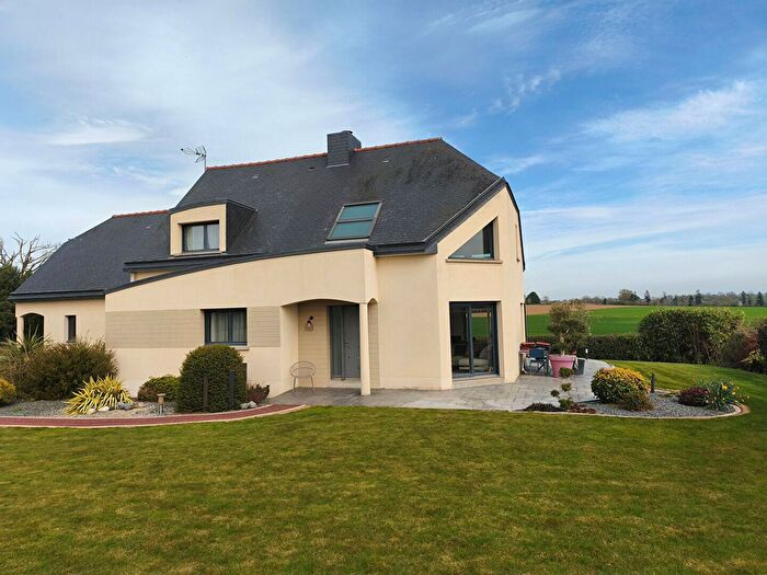 Maison à louer - Erbrée - 6 pièces - 4 chambres