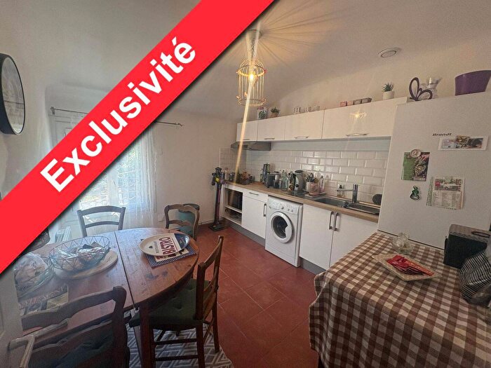Centre Ville, Aix-en-Provence : Appartement 2 pièces à louer