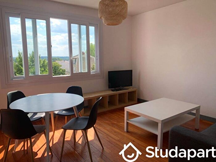 Appartement 1 pièce à Doutre-Saint Jacques-Nazareth, Angers, à louer