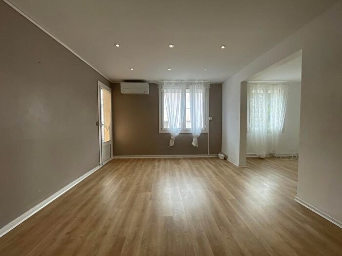 Appartement à louer - Martigues - 4 pièces - 2 chambres