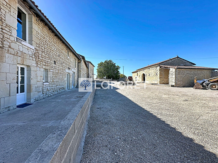 Glénouze : Maison 10 pièces à vendre