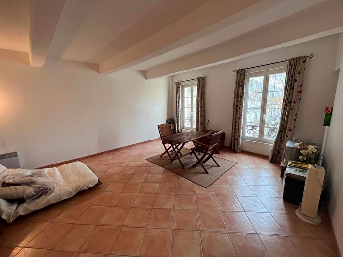 Appartement à vendre - Avignon, Palais des Papes, Zone Piétonne - 2 pièces - 1 chambre