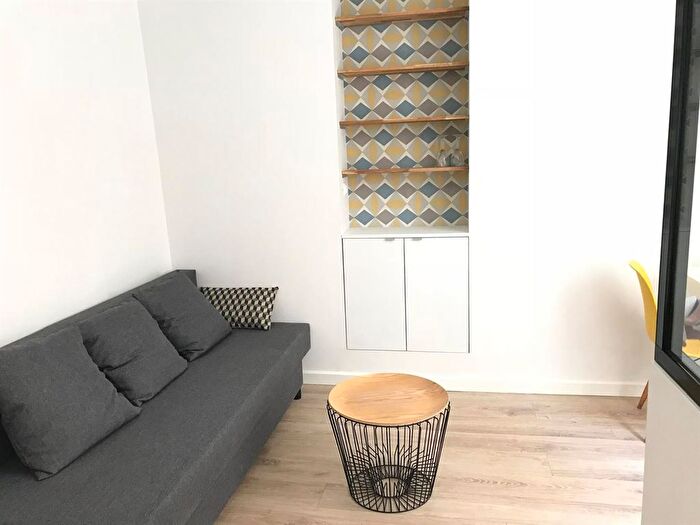 Levallois-Perret, Henri Barbusse : Appartement 1 pièce à vendre