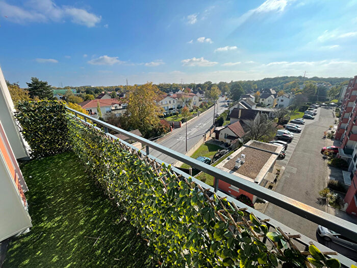 Appartement à vendre - Bois-dArcy, La Tremblaye - 3 pièces - 2 chambres