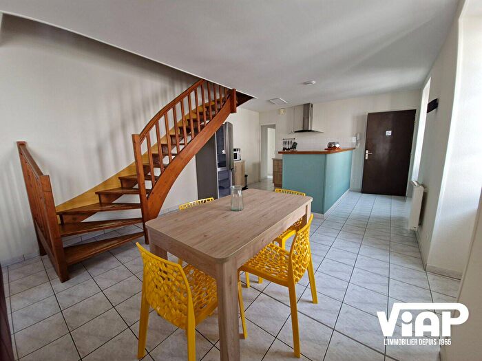 Appartement 3 pièces à louer - Châlus