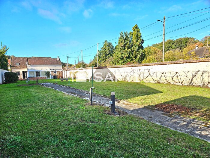 Maison 8 pièces à Faÿ-lès-Nemours, à vendre