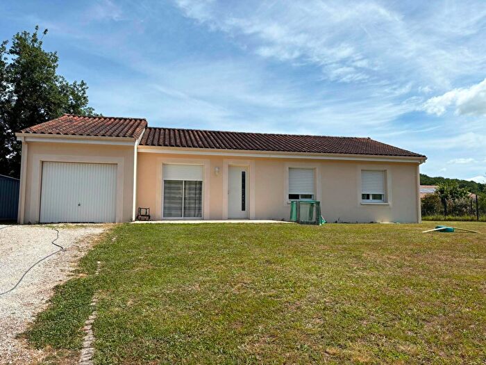 Mouleydier : Maison 4 pièces à louer