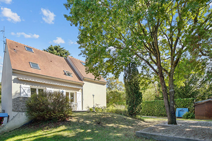 Chatou, Ouest : Maison 8 pièces à vendre
