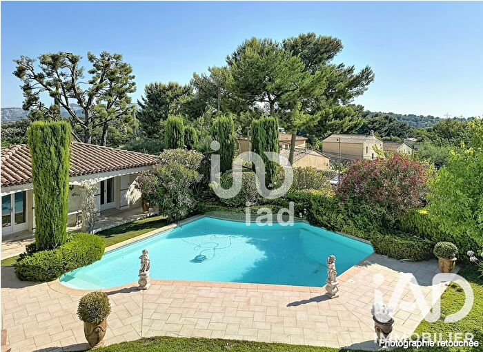 Maison 7 pièces à Allauch, Fontvieille, Golf, Route d'Enco de Botte, à vendre