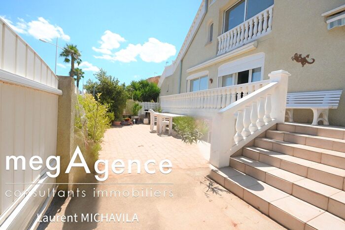 Appartement à vendre - Valras-Plage, Centre-ville, Port, Pêcheurs - 4 pièces - 2 chambres