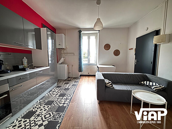 Appartement à louer - Limoges, La Bastide, La Brégère - 2 pièces - 1 chambre