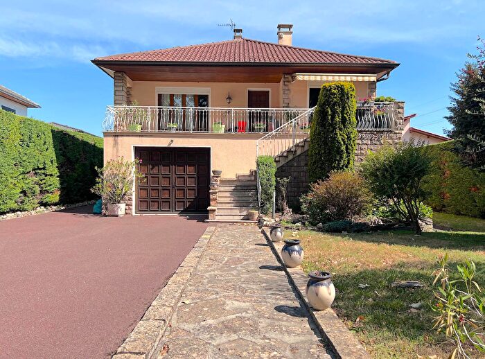 Maison à vendre - Vaulx-en-Velin, Le Pont des Planches - 5 pièces - 3 chambres